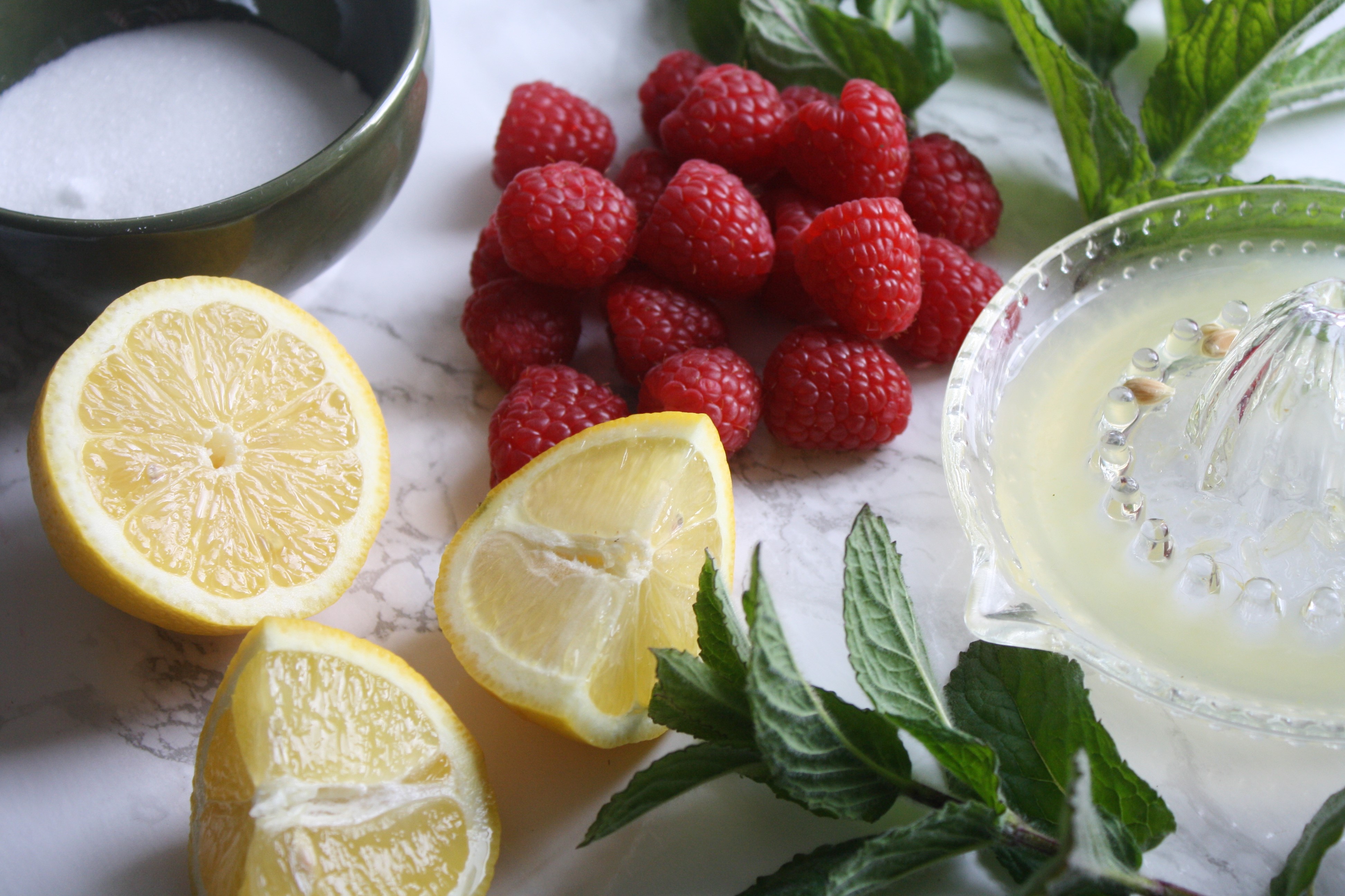 Raspberry Lemonade Fizz – Wish to Dish